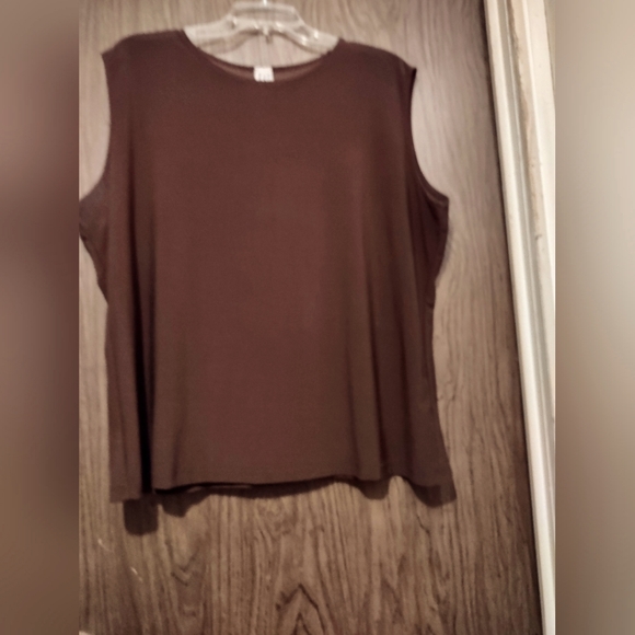Susan Lawrence | Tops | Sleeveless Top 3x Susan Lawrence | Poshmark
